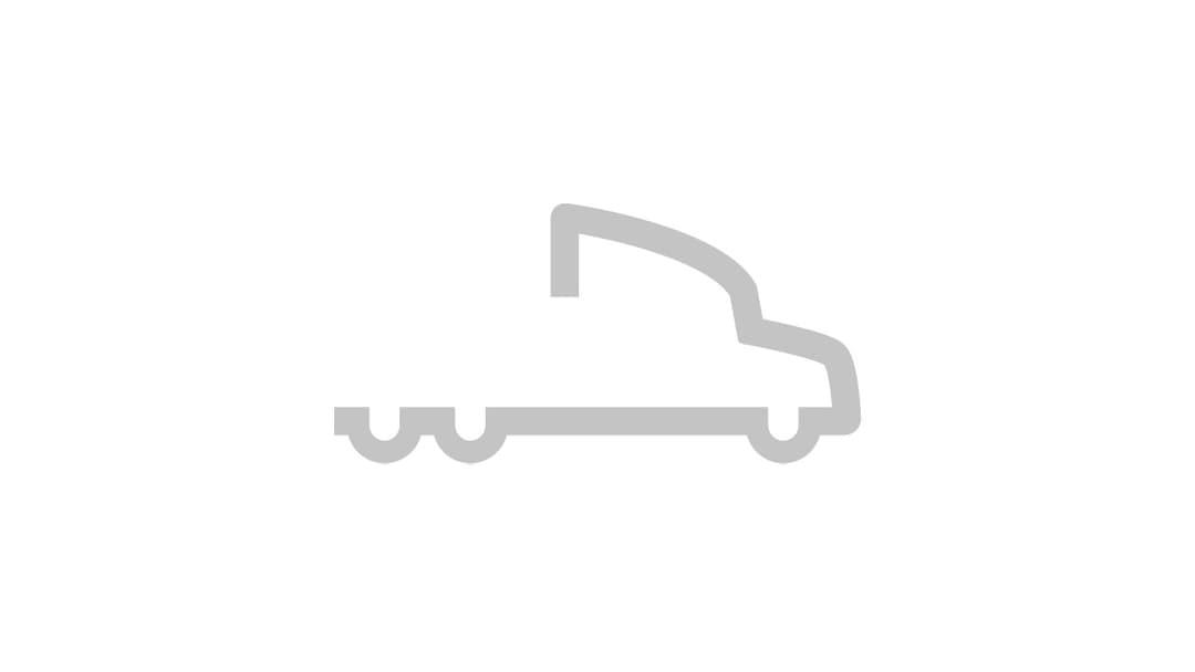 Manual vs Automatic Transmission in CDL Training: Which Should You Choose?